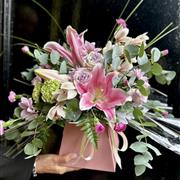 pink haze Robbie & Nicoll Florist Forfar